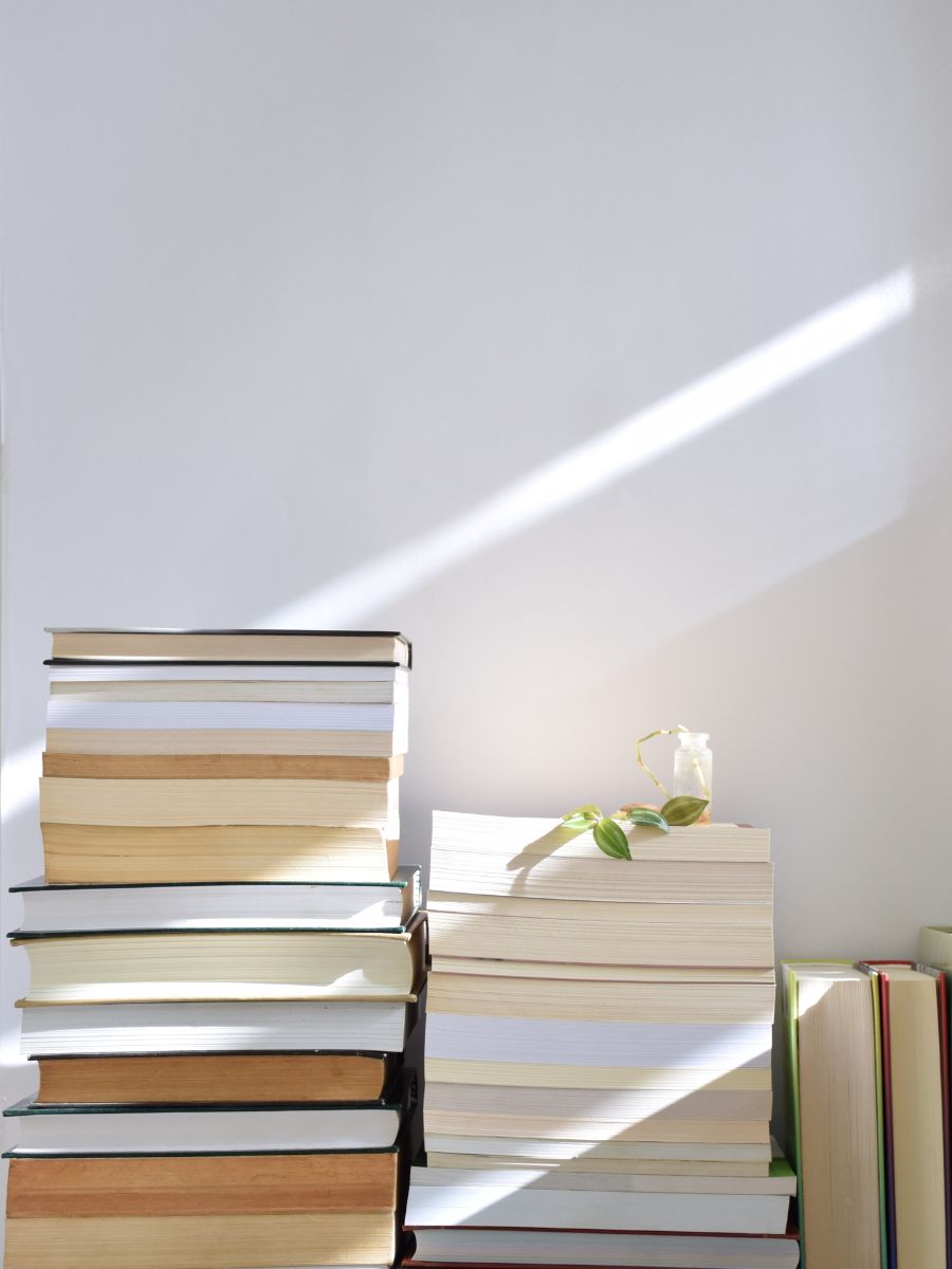 5 Christian Authors You Should Read - Beth Foreman